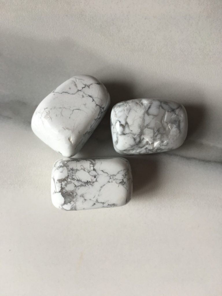 Howlite - The Healing Company